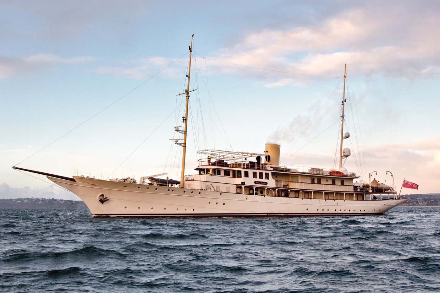Yacht HAIDA 1929, Krupp Germaniawerft | CHARTERWORLD Luxury Superyacht ...
